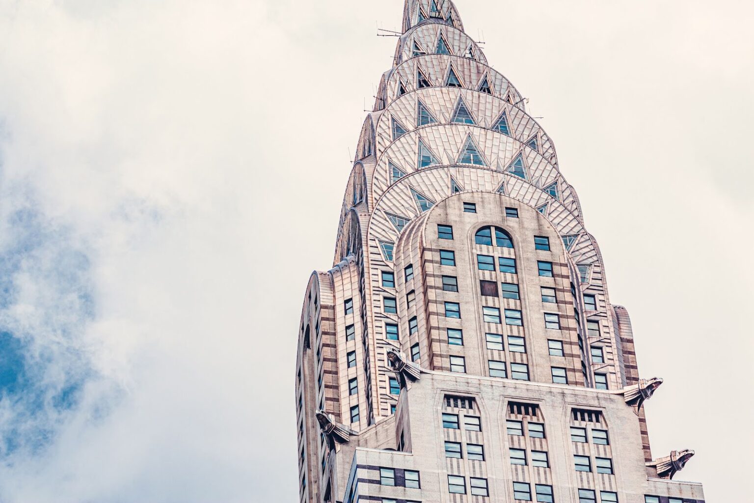 Top 20 Architectural Styles in History | Navilize