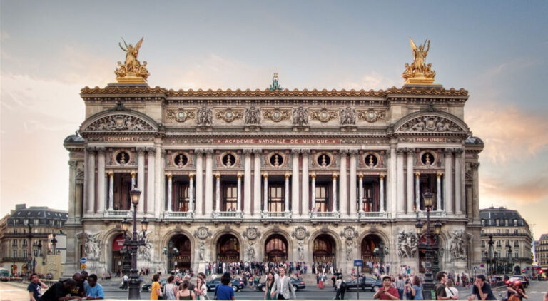 Top 20 Architectural Styles in History | Navilize